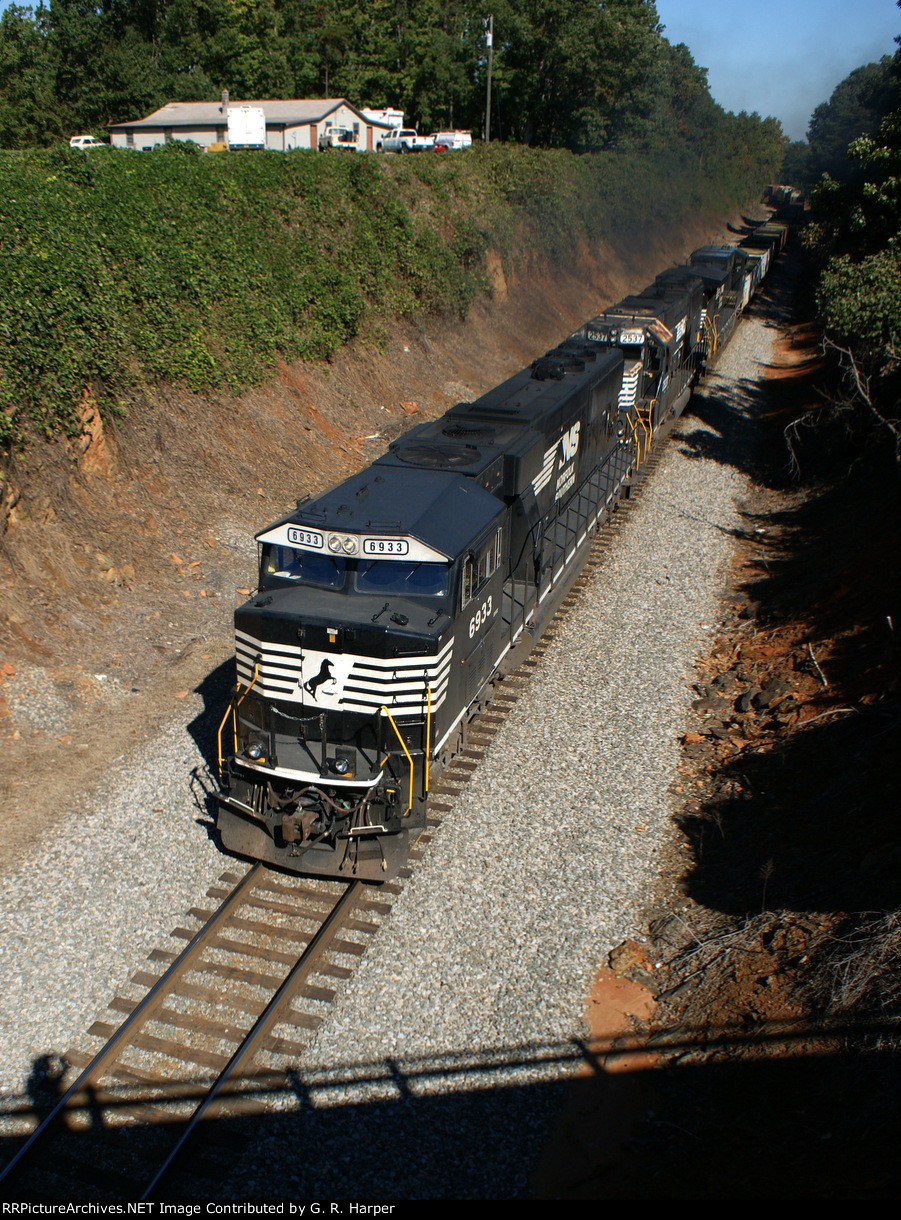 NS 6933 on train 11R again, this time at "Smothers". Taken from Rte 903, Galveston Rd.